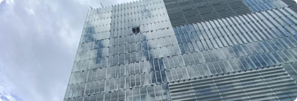 The technology behind our window cleaning and facade cleaning robots